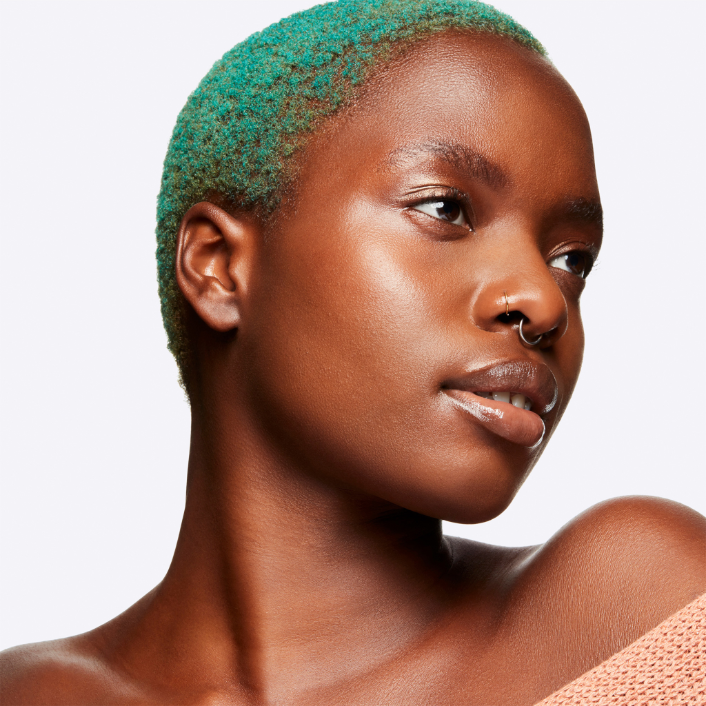 M.A.C Cosmetics Studio Radiance Moisturizing & Illuminating Silk Primer ...