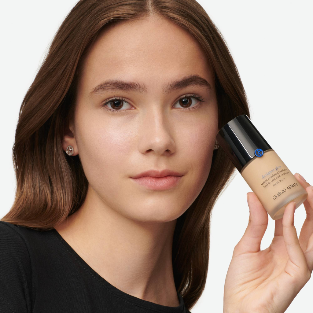 Giorgio Armani Designer Glow Foundation 30ML NZ - Adore Beauty