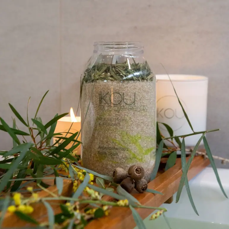 iKOU Muscle Relax Aromatherapy Bath Soak 850g Jar NZ | Adore Beauty