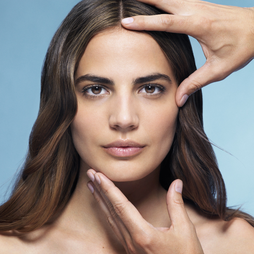 La Roche-Posay Redermic R Eye Retinol Cream NZ | Adore Beauty