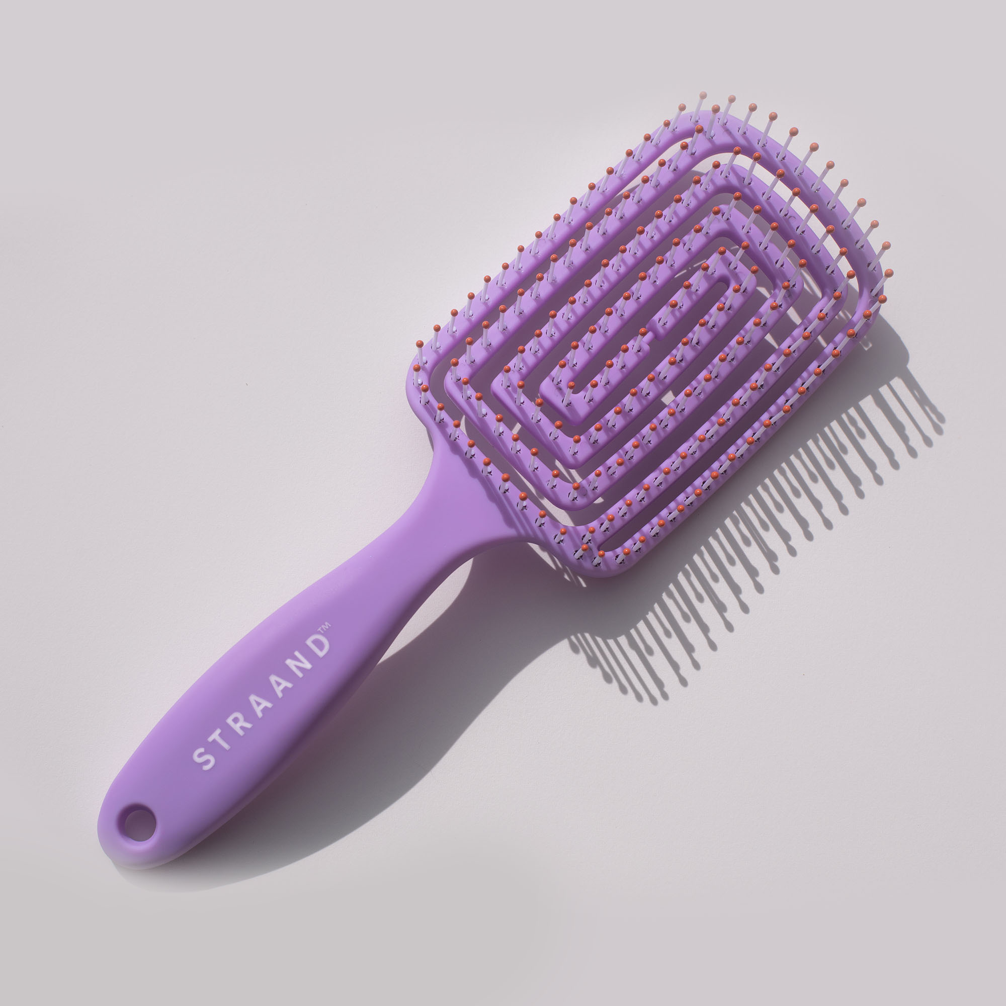 STRAAND The Mane Master Wet-To-Dry Detangler Brush NZ | Adore Beauty
